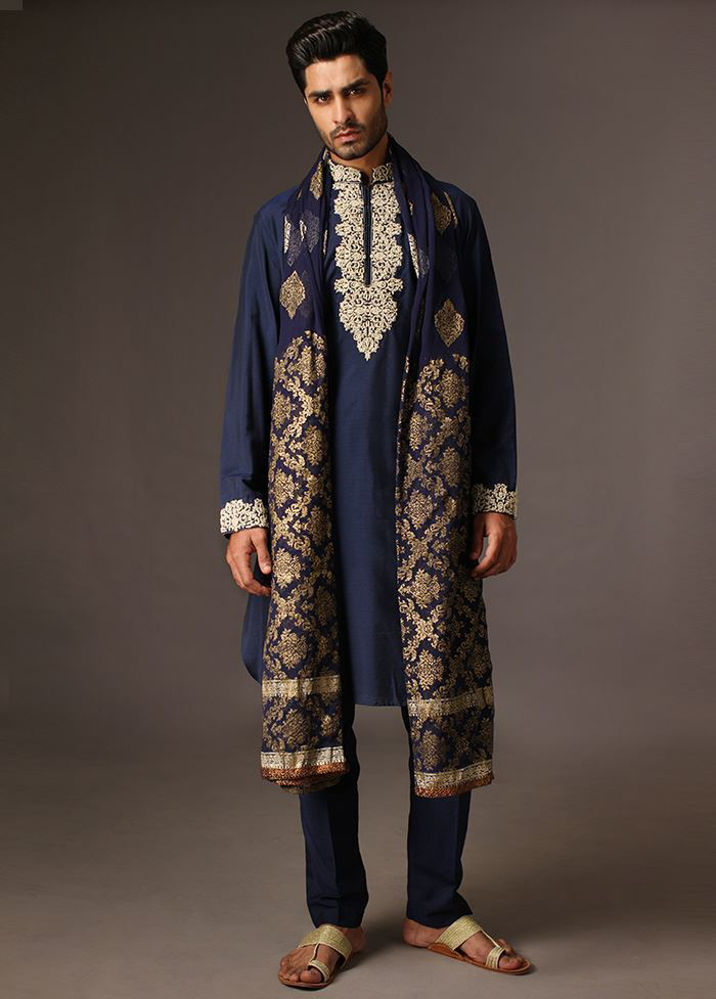 How To Wear Shawl With Kurta Pajama at John Rosado blog