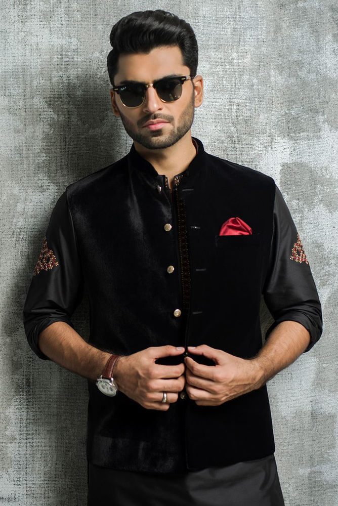 Dapper black | Deepak Perwani