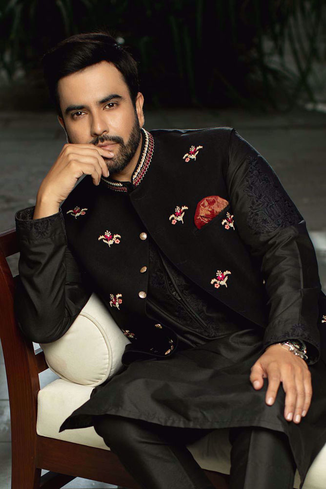 Jkt1175 | Deepak Perwani