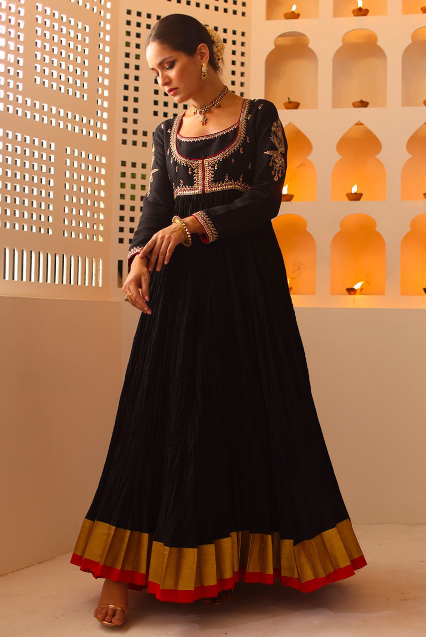 Black Opulence (Ktd3319) | Deepak Perwani